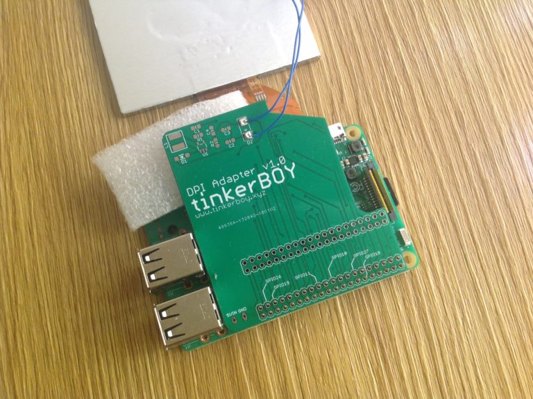 Testing out my DPI Adapter for Raspberry Pi Zero and 3 - tinkerBOY